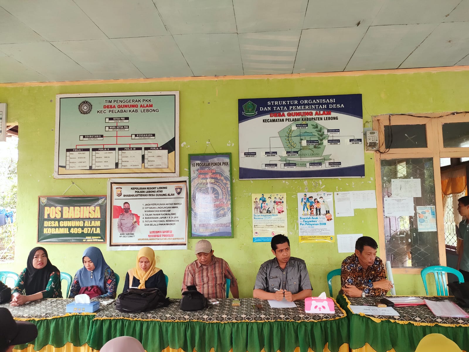 Usai Salurkan BLT-DD Pemdes Gunung Alam Lanjut Titik Nol - Sinarfakta.com