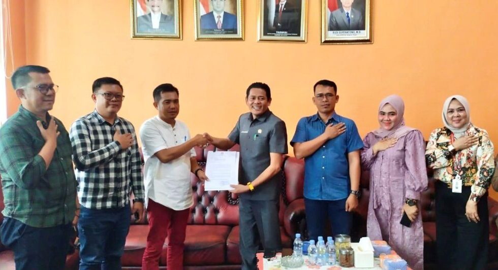 DPRD Bengkulu Tengah Adakan Rapat Paripurna Penetapan Bupati dan Wakil Bupati Terpilih ...