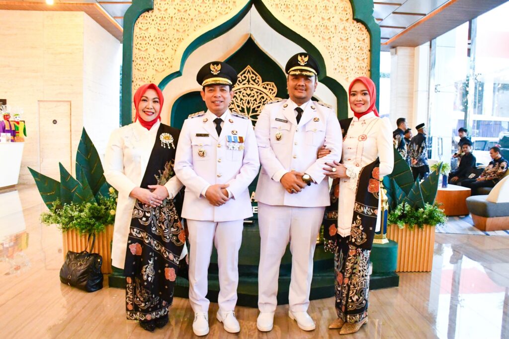 Dedy Wahyudi dan Ronny PL Tobing Resmi Dilantik sebagai Wali Kota dan Wakil Wali Kota Bengkulu ...