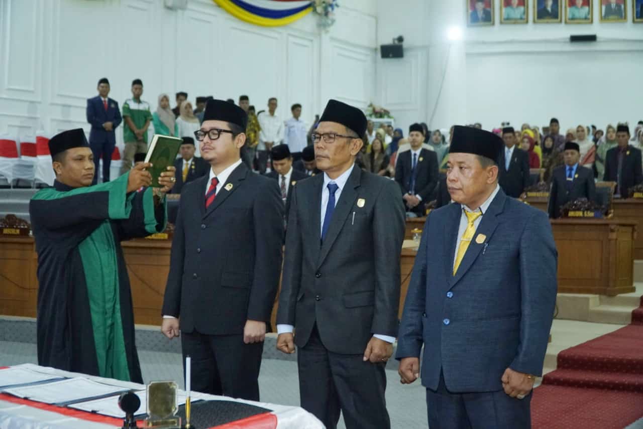 Pimpinan DPRD Kepahiang 2024-2029 Resmi Dilantik - Sinarfakta.com